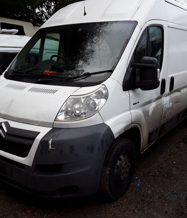 Van Breakers & Commercial Vehicle Breakers | T&B Motors